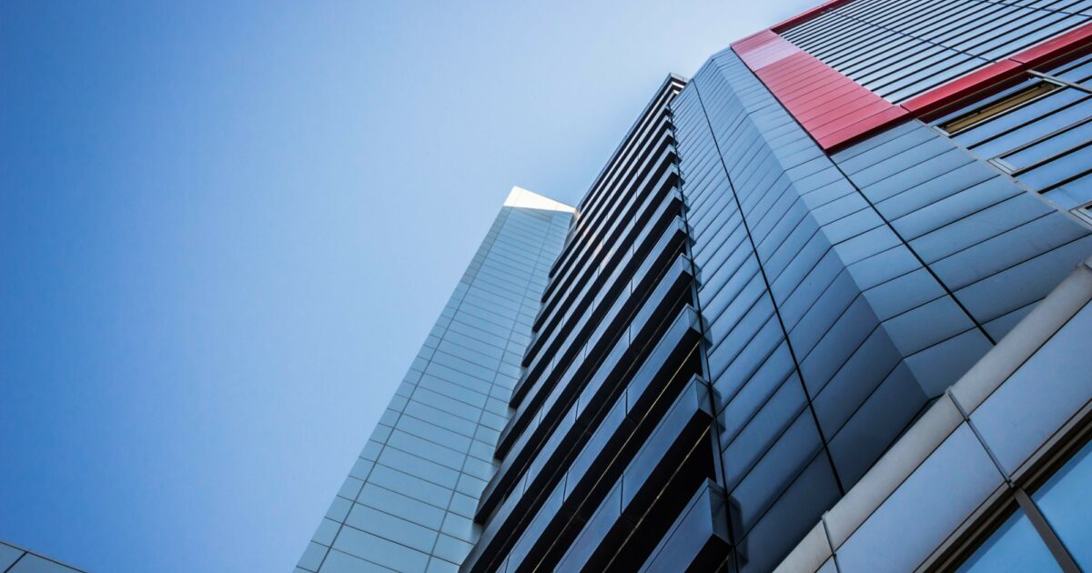 Interest Rate Caps vs. Swaps: Weighing the… | Chatham Financial